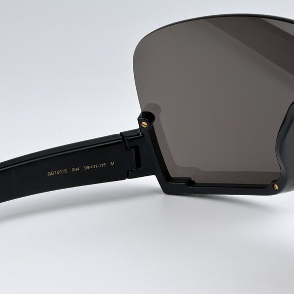 Gucci | Accessories | Gucci Gg631s 04 Brand New Sunglasses Black Grey ...